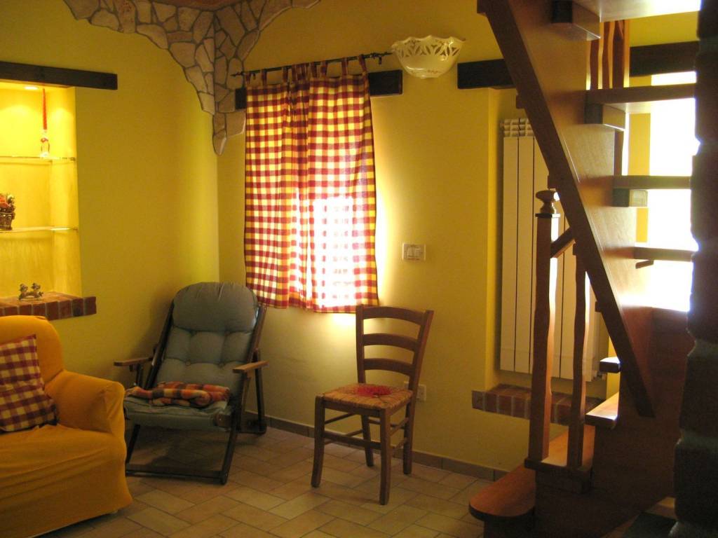 Villa in vendita ad Alanno via Collinare