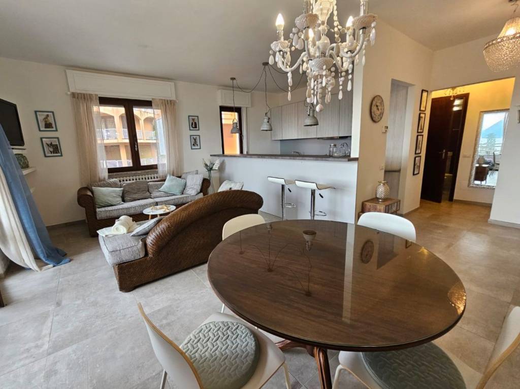 Appartamento in vendita a Baveno