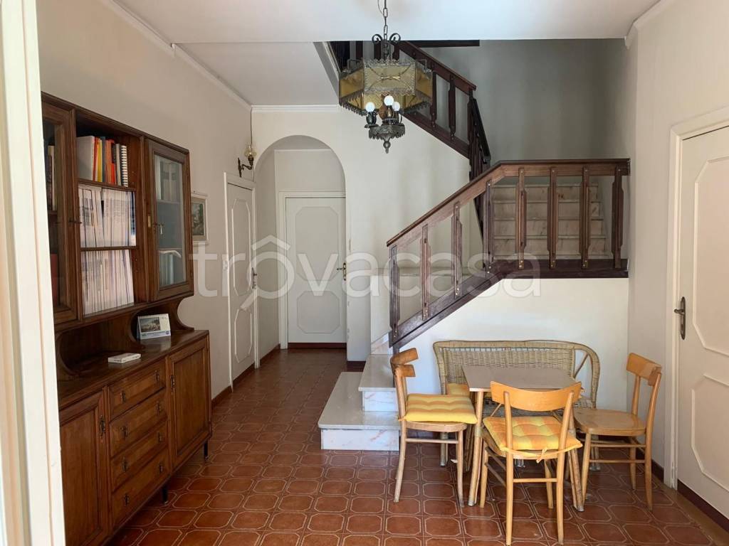 Appartamento in vendita a Capracotta piazza Ruggero Conti