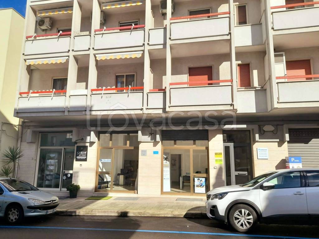 Appartamento in vendita a Crispiano via Foggia, 9