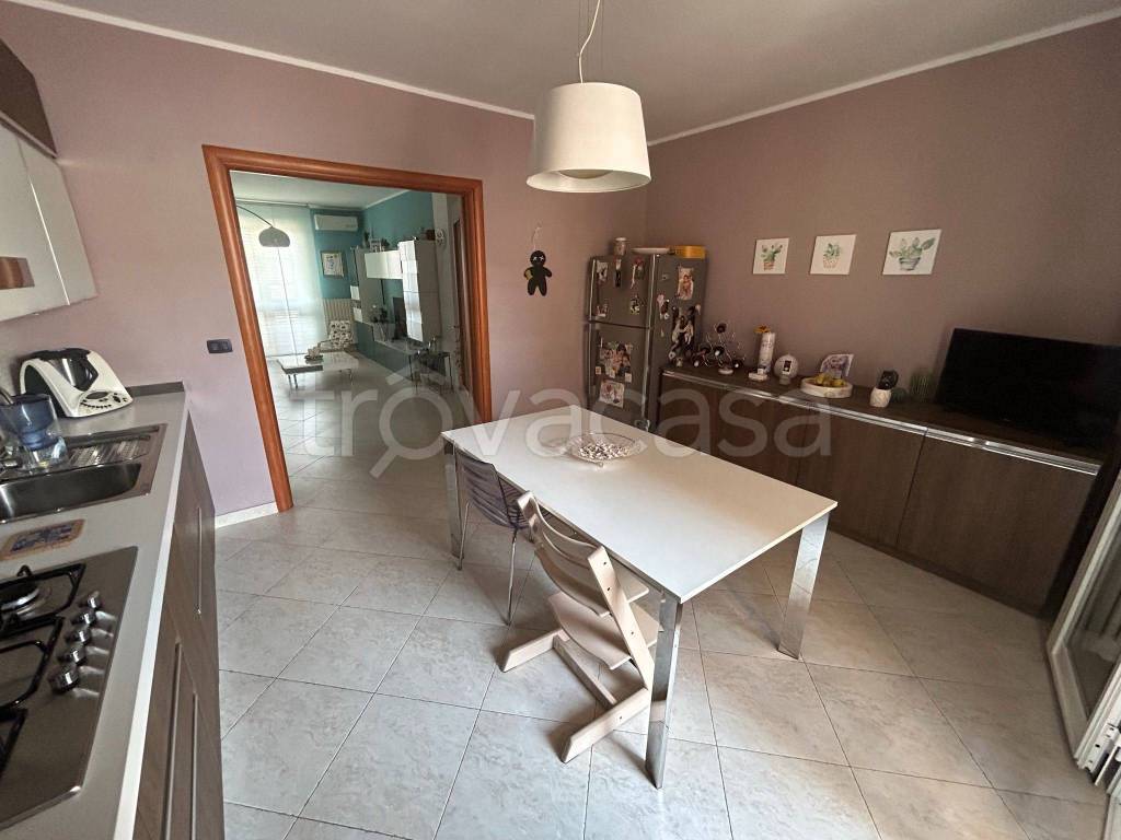 Appartamento in in vendita da privato ad Arnesano via Orazio