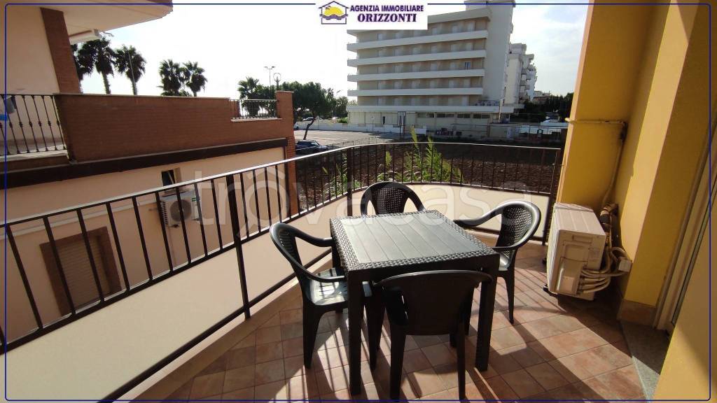 Appartamento in vendita ad Alba Adriatica via Rovigo, 3