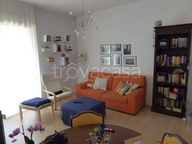 Appartamento in in vendita da privato a Caltanissetta via Padre Pio da Pietralcina, 16