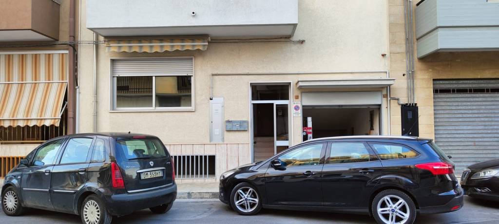 Appartamento in vendita a Grottaglie via Tiziano, 8