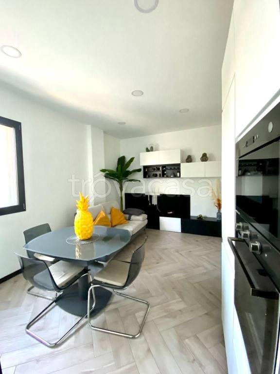 Appartamento in in vendita da privato a Roma via Francesco Maria Greco, 22