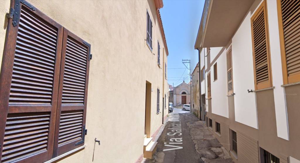 Appartamento all'asta a Nuoro via Salvatore Farina