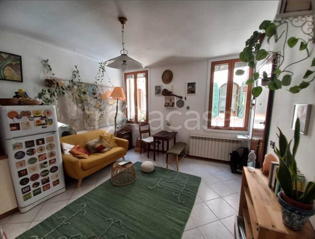 Appartamento in in vendita da privato a Venezia castello, 2016