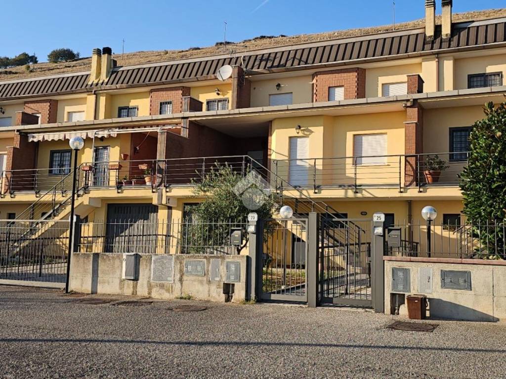 Villa a Schiera in vendita ad Acuto via Don Lorenzo Milani, 23