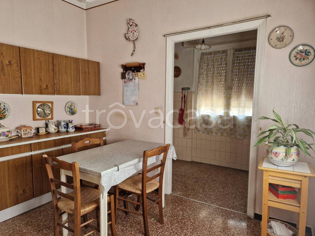 Appartamento in vendita a Busalla via Vittorio Veneto