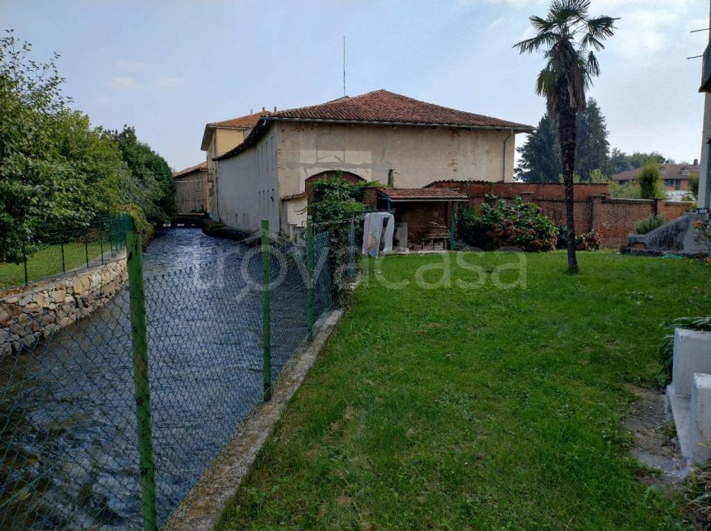 Appartamento in in vendita da privato ad Agliè viale Camillo Olivetti, 6