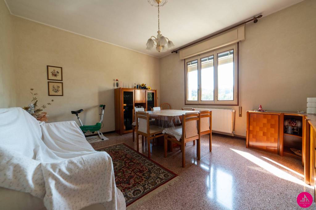 Appartamento in vendita a Budoia piazza Umberto I