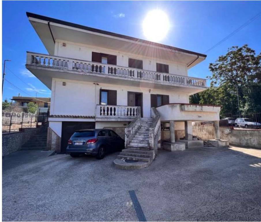 Appartamento all'asta a Domicella via g. Menna