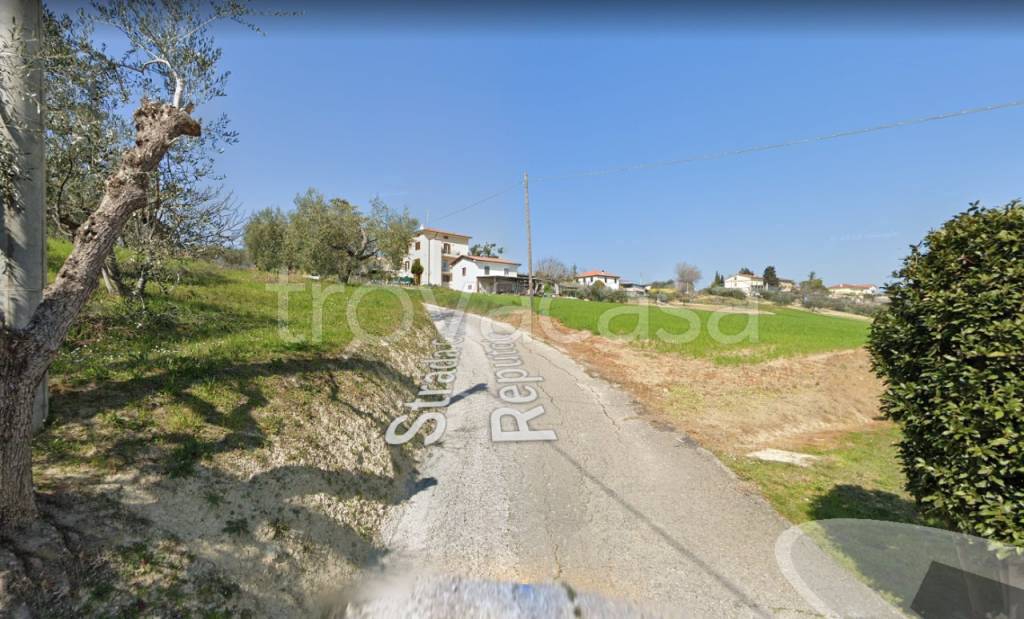 Appartamento all'asta a Fermo via reputolo