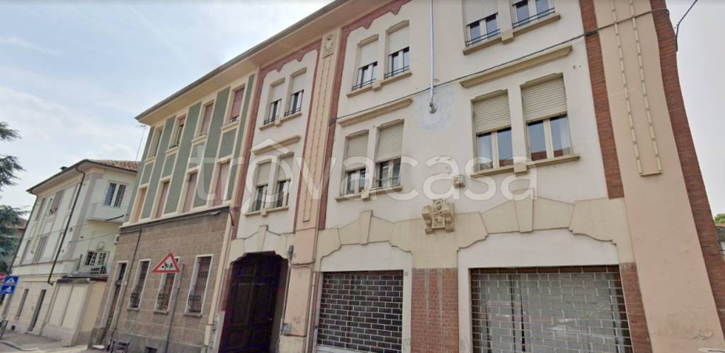 Appartamento all'asta ad Asti via Giuseppe Bocca