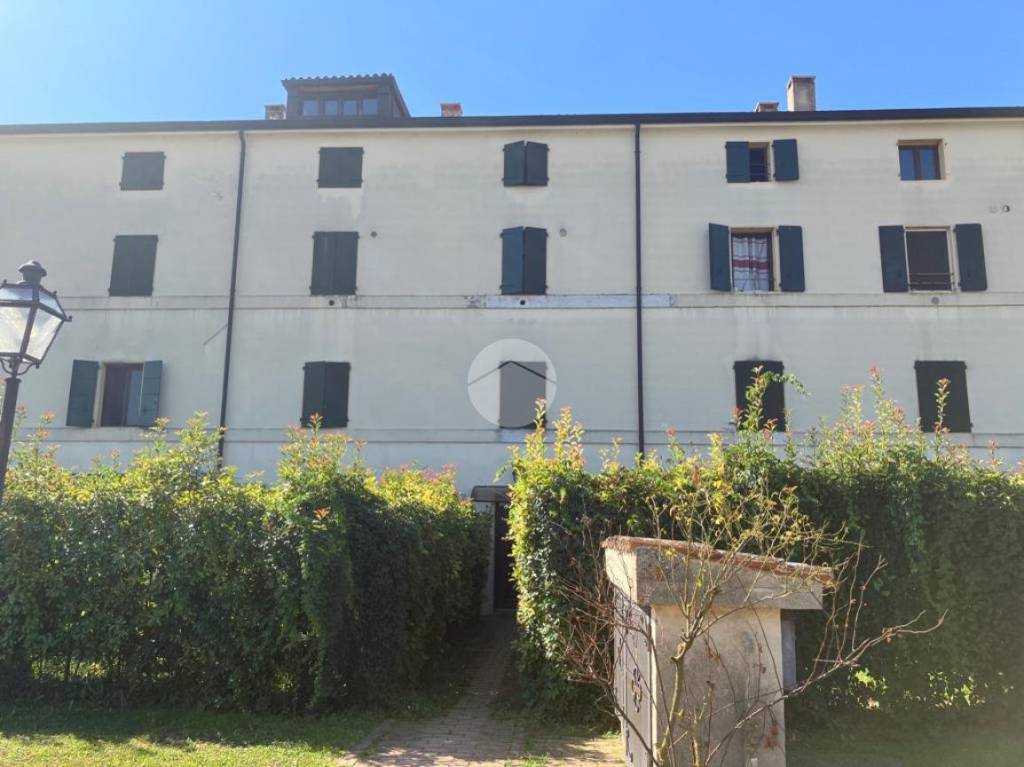 Appartamento in vendita a Belfiore via Corte Palazzo, 1