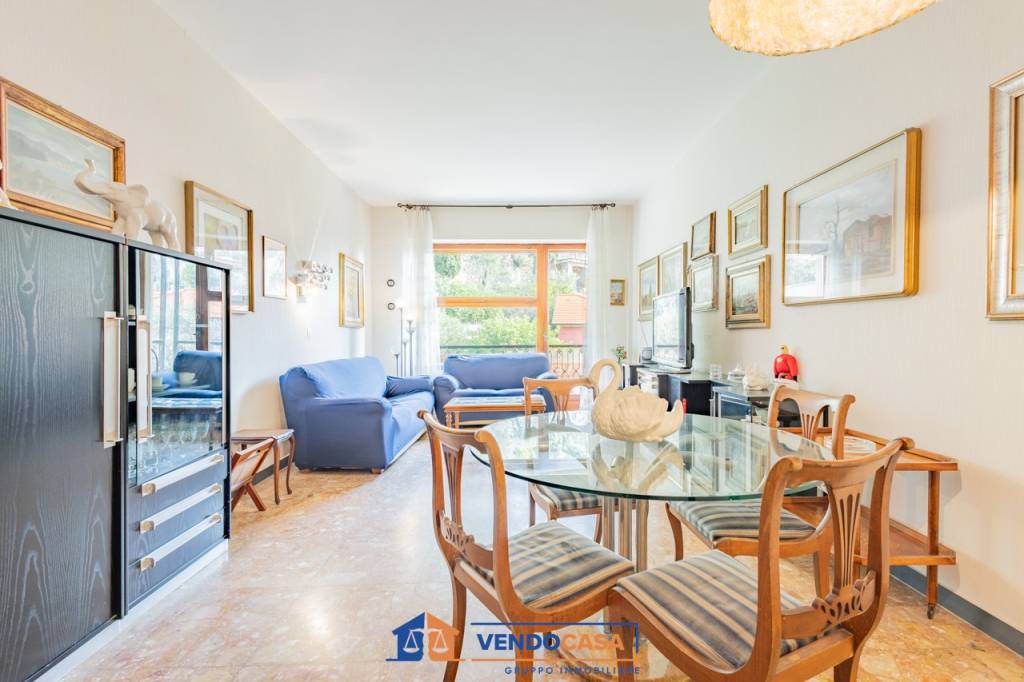 Appartamento in vendita ad Alassio via Cardellino, 43
