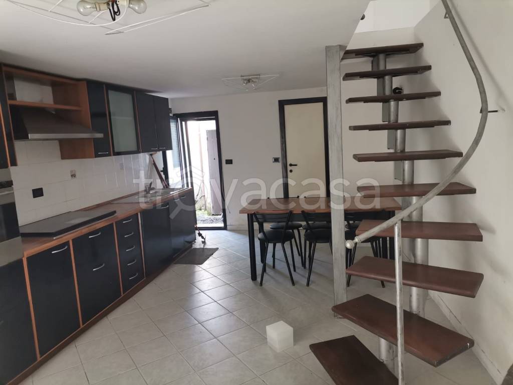 Casa Indipendente in in vendita da privato a Fiamignano via Camillo Corradini, 20