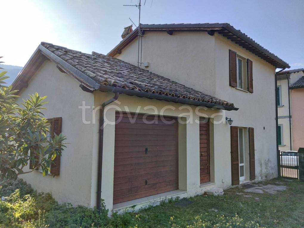 Casa Indipendente in in vendita da privato a Foligno via Ferdinando Innamorati