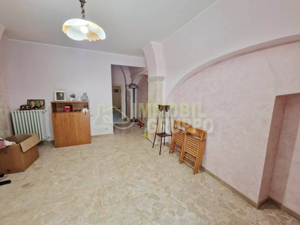 Appartamento in vendita ad Andria via Caracciolo