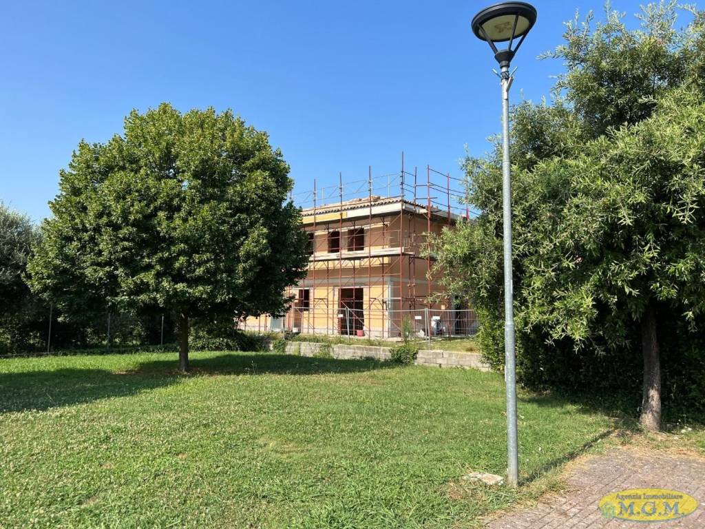 Villa a Schiera in vendita a Bientina via Rustichello da Pisa,, 56031