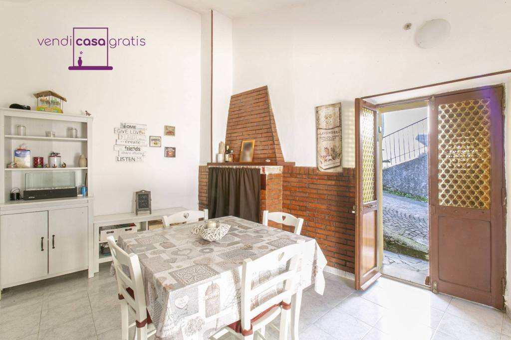 Appartamento in vendita a Rocca Sinibalda via Sole