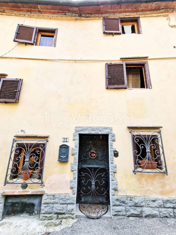 Casa Indipendente in in vendita da privato a Pistoia via Fontana di Germinaia, 22