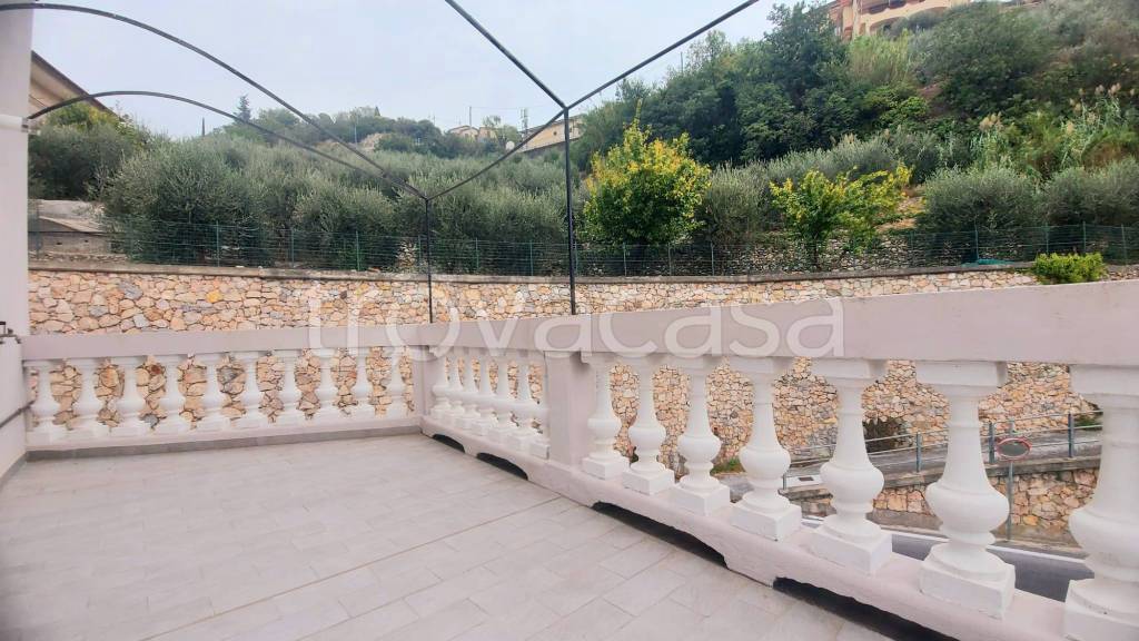 Casa Indipendente in vendita a Pietra Ligure