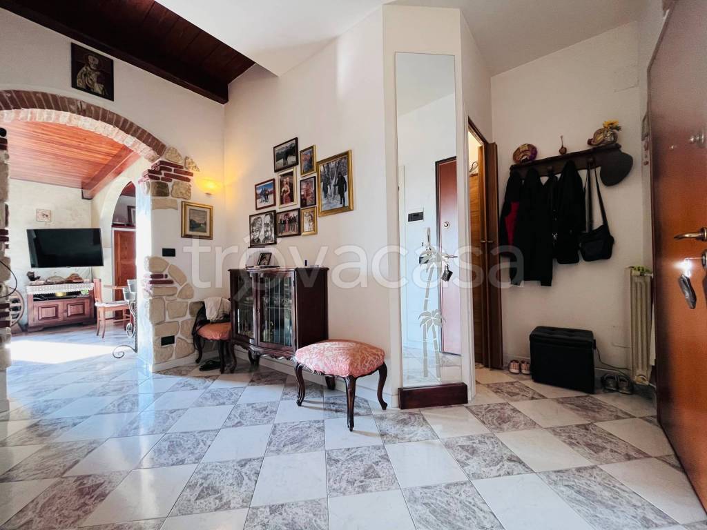 Appartamento in vendita a Livorno