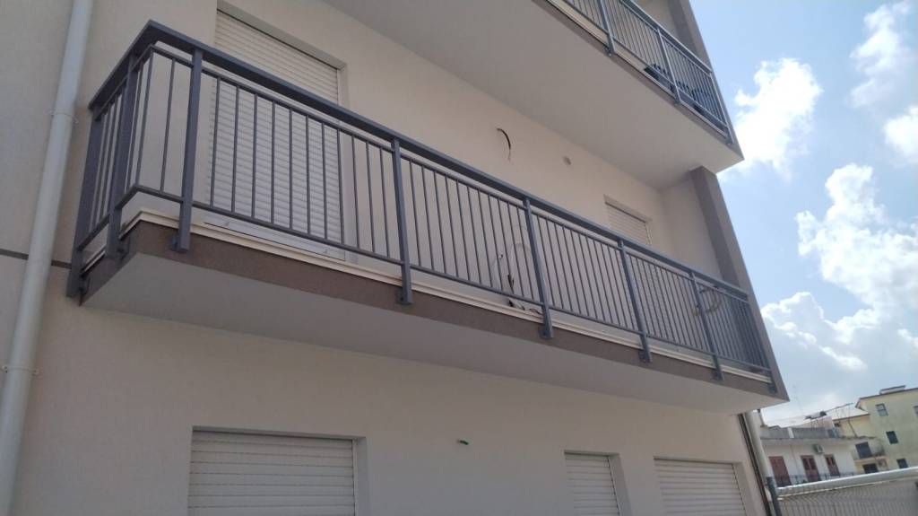 Appartamento in vendita a Floridia via Archimede