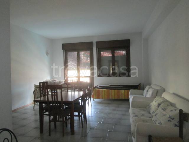 Appartamento in vendita a Floridia via Ludovico Ariosto