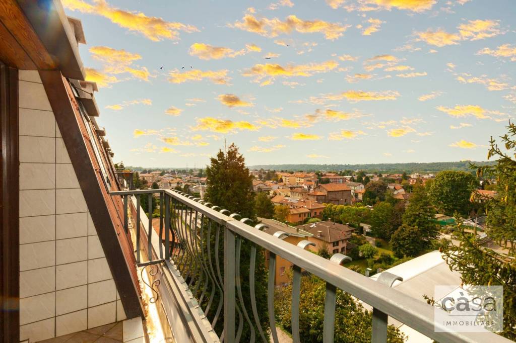 Attico in vendita a Castiglione Olona cesare battisti, 69