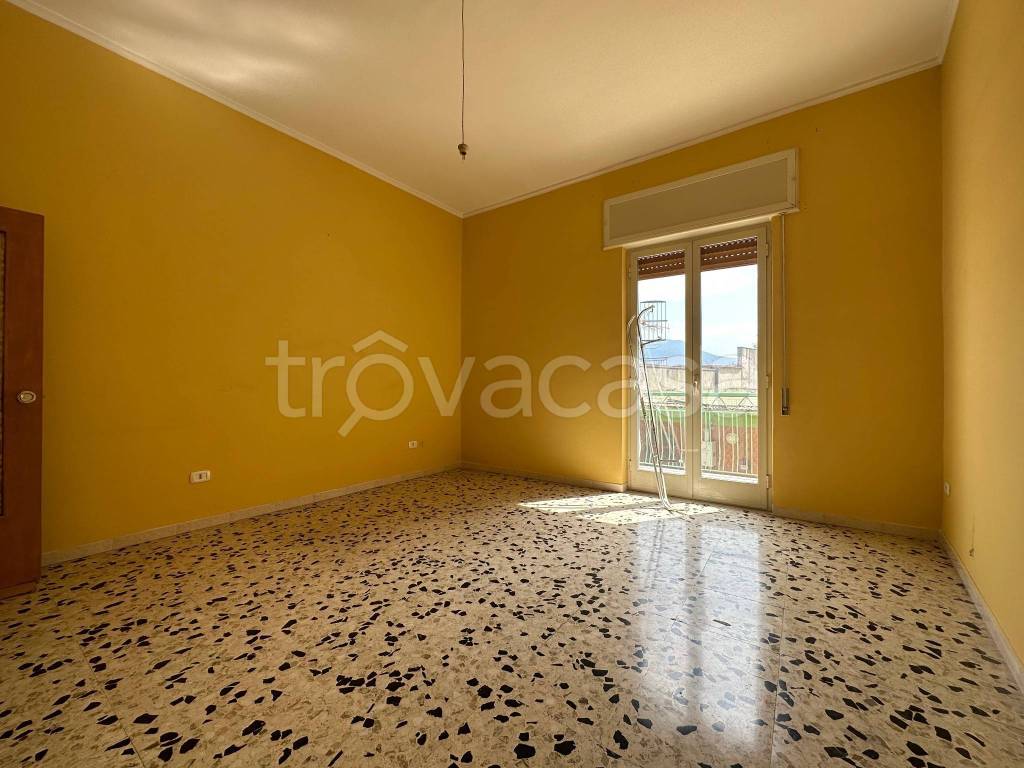 Appartamento in in vendita da privato a Casoria via Provinciale delle Puglie, 310