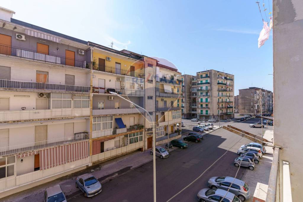 Appartamento in vendita a Catania via Marcello Mastroianni, 131