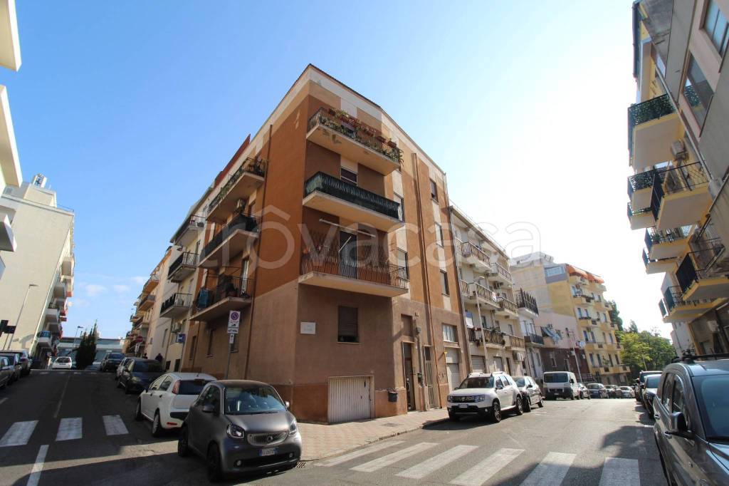 Appartamento in vendita a Cagliari via Malfidano
