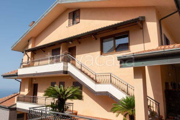 Villa Bifamiliare in vendita a Zambrone contrada Priscopio