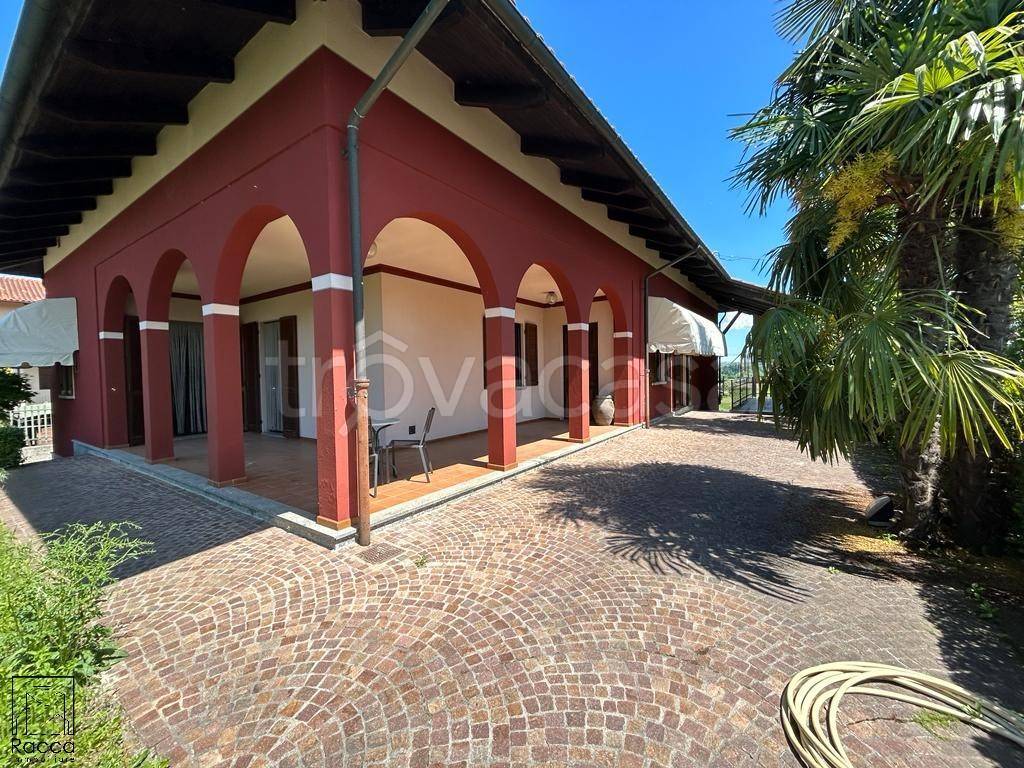 Villa in vendita a Fossano via Cuneo