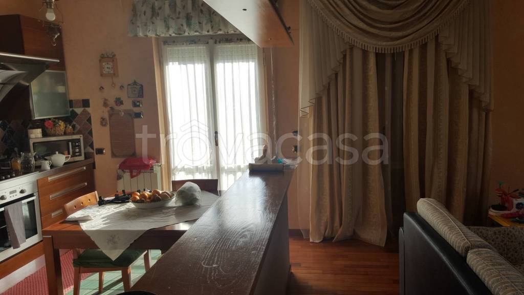 Appartamento all'asta ad Aprilia via Giulio Cesare, 37