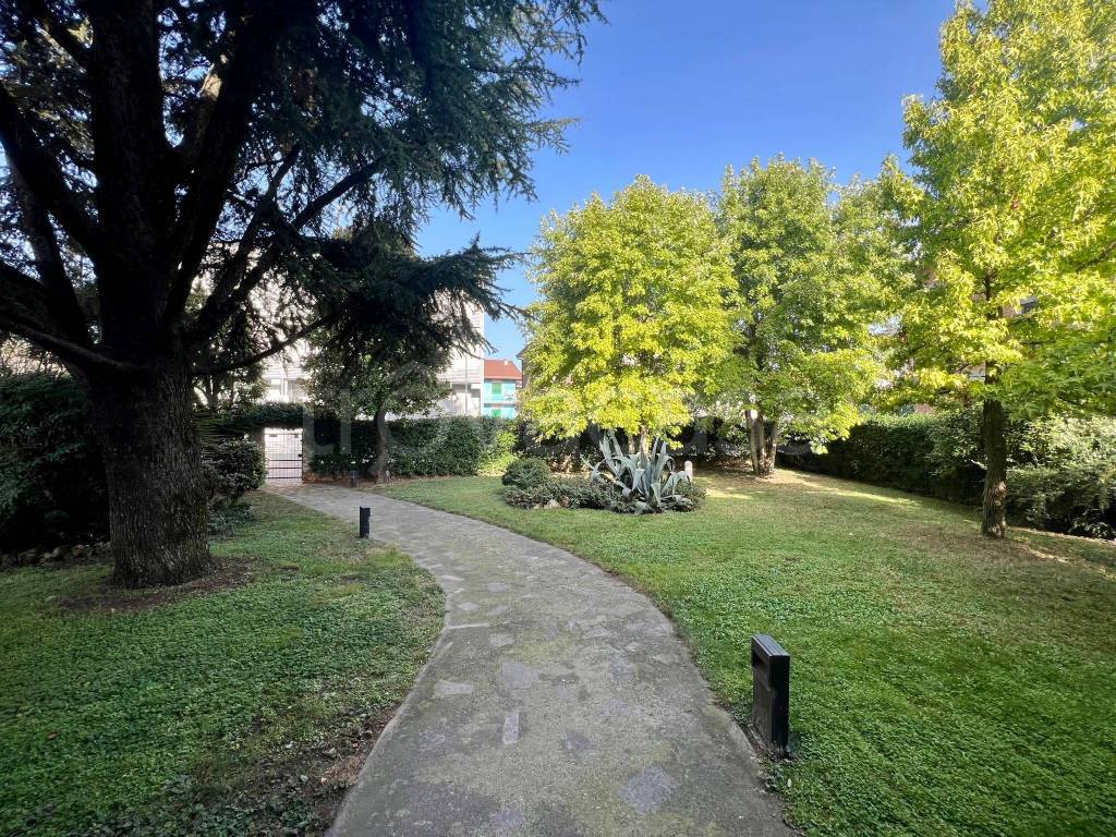 Villa Bifamiliare in vendita a San Giovanni Lupatoto via Ricamificio, 16