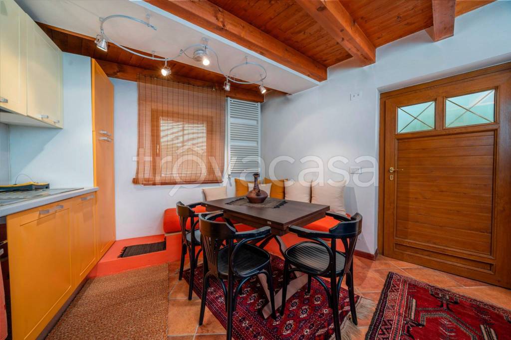 Casa Indipendente in vendita a Povoletto via Luigi Cadorna, 2