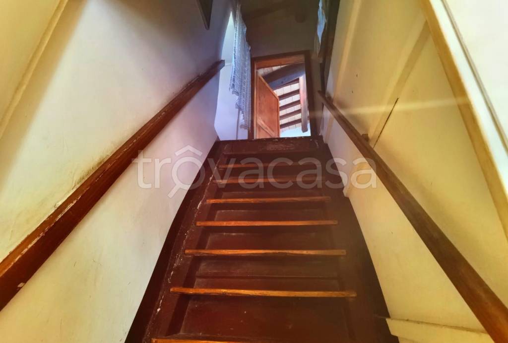 Casa Indipendente in vendita a Campello sul Clitunno via del Colle