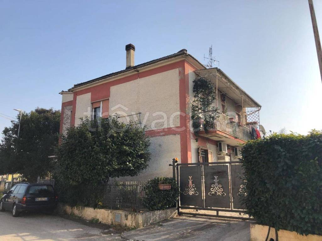 Appartamento all'asta a Frosinone via Madonna della Neve