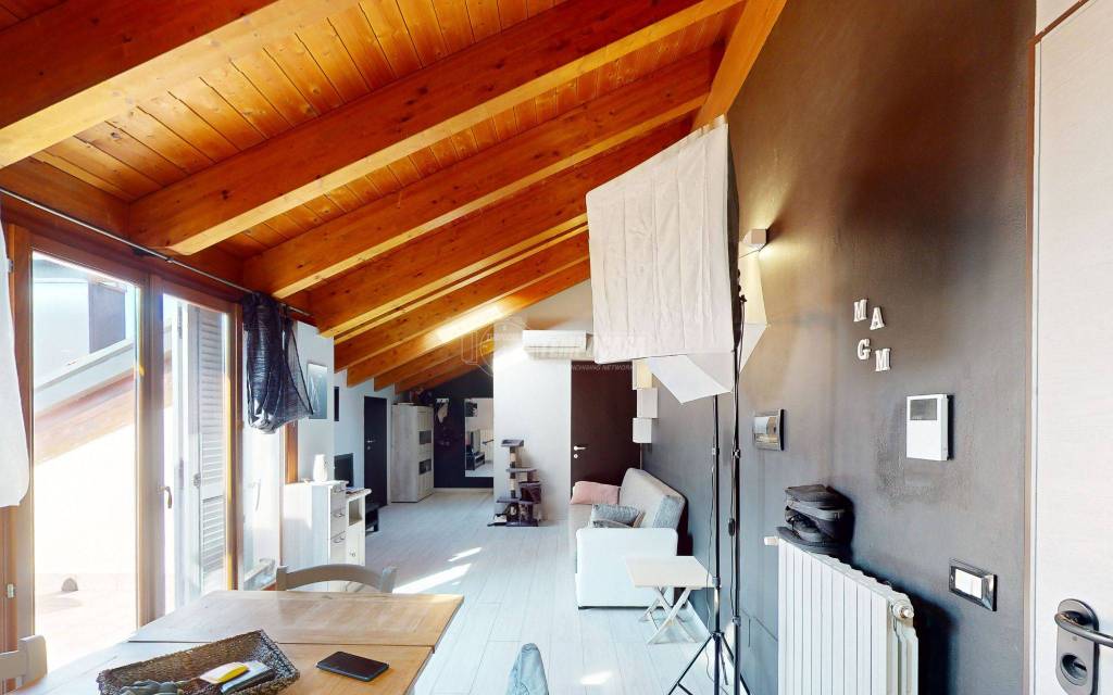 Attico in vendita a Terre del Reno piazza Sandro Pertini 6