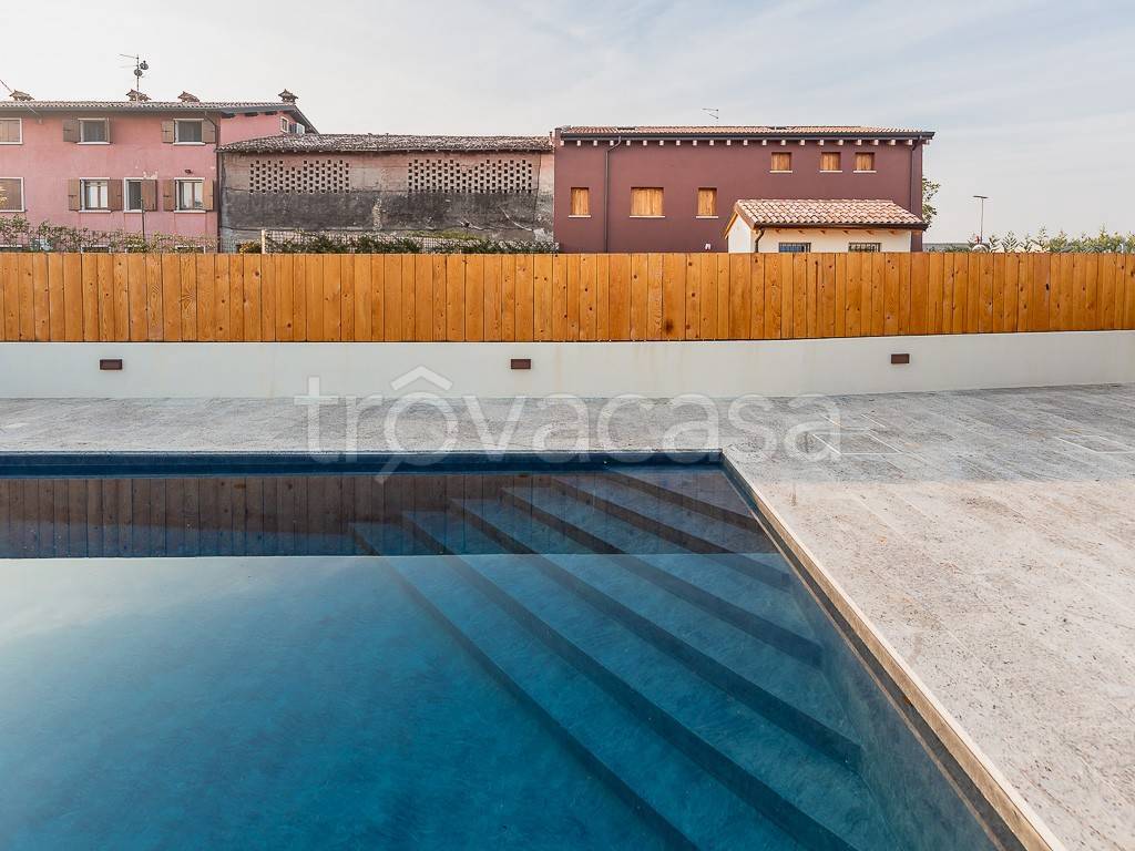 Appartamento in vendita a Lazise