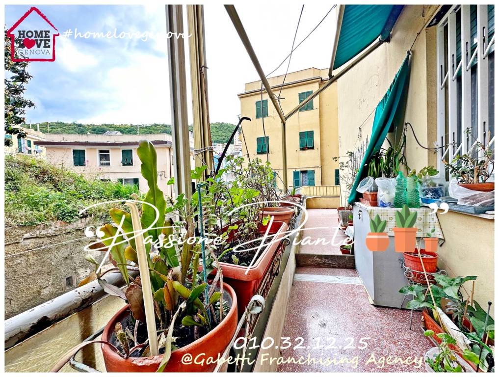 Appartamento in vendita a Genova via Giulio Tanini