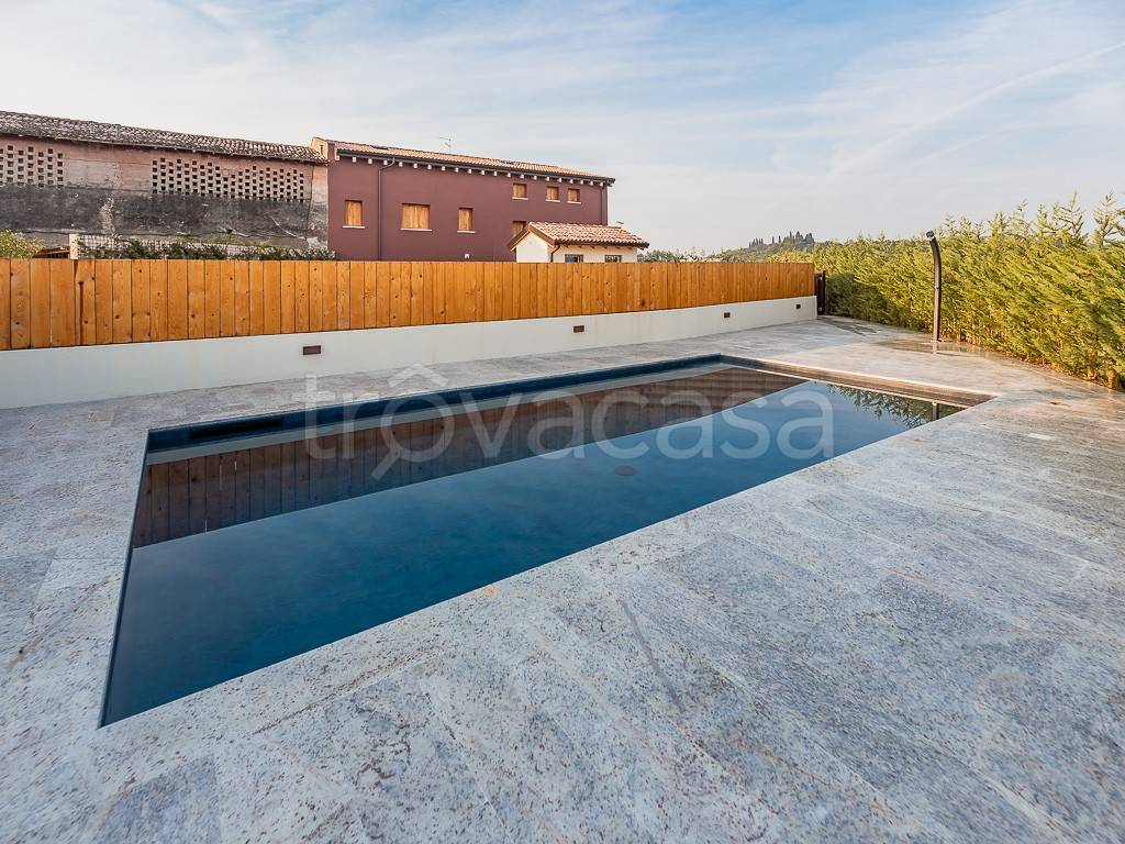 Appartamento in vendita a Lazise