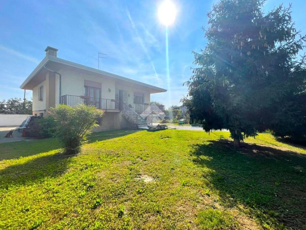 Casa Indipendente in vendita a Campodarsego via cappella, 10