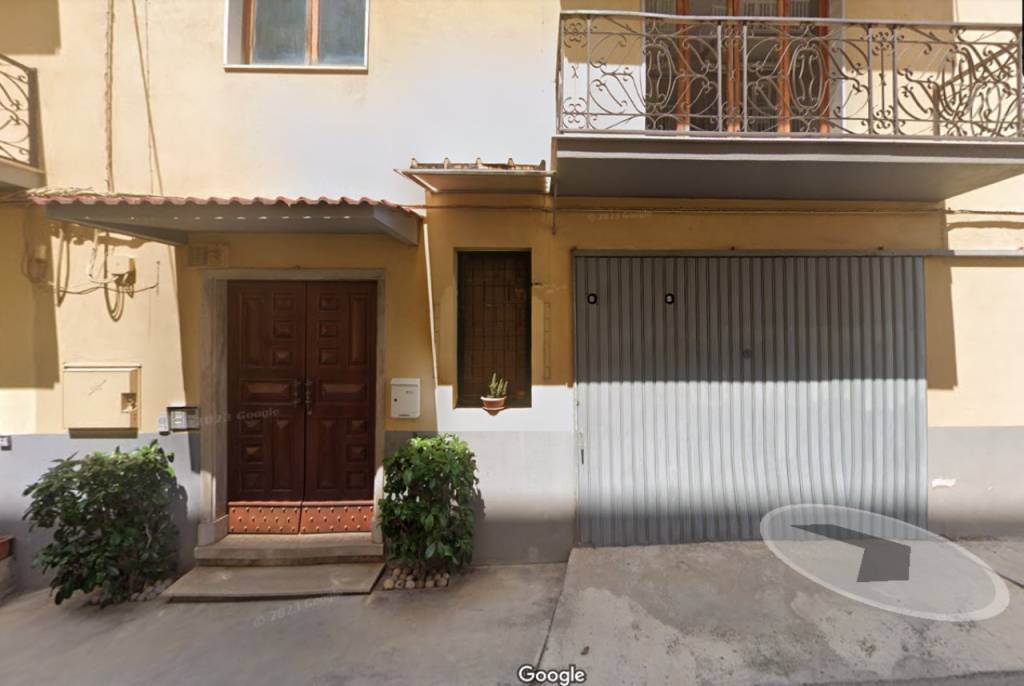 Appartamento all'asta a Cagnano Varano via Michelangelo