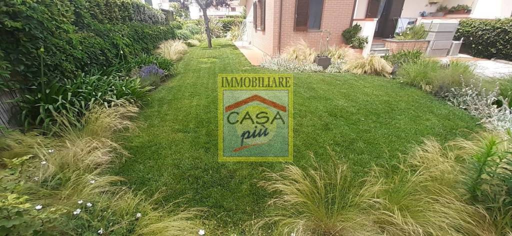 Villa a Schiera in vendita a Cascina