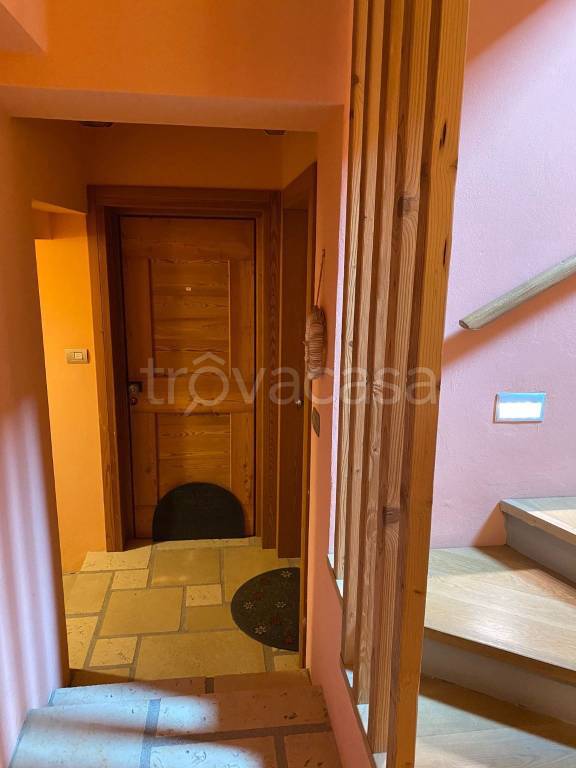 Appartamento in in vendita da privato a Cesana Torinese via Roma, 33