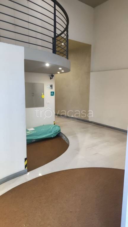 Appartamento in vendita a Trieste via Antonio Canova, 18